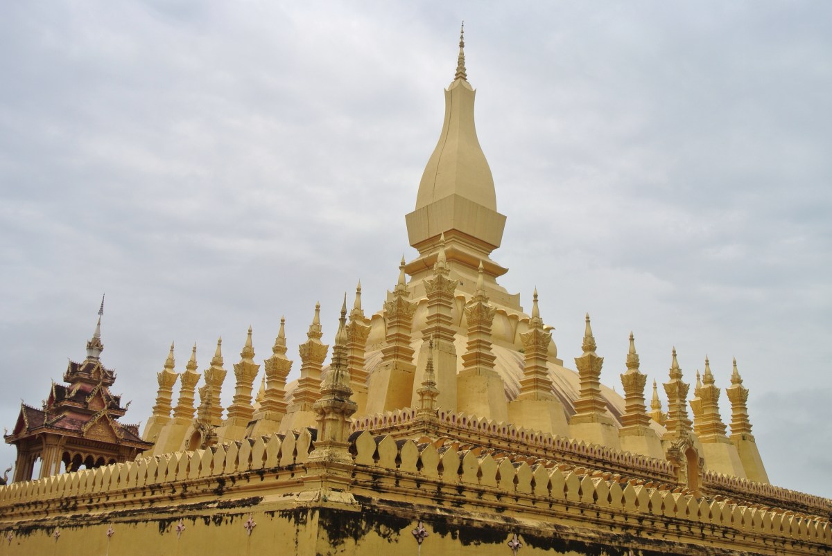 Laos Time | JKRoaming - Travel Blog